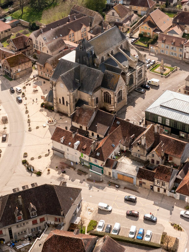 Chaource en pays d'Armance – Fromage de Chaource – Mise au Tombeau